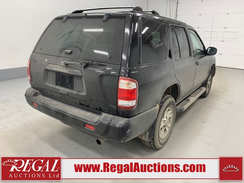 Regal Auctions: 2002 NISSAN PATHFINDER